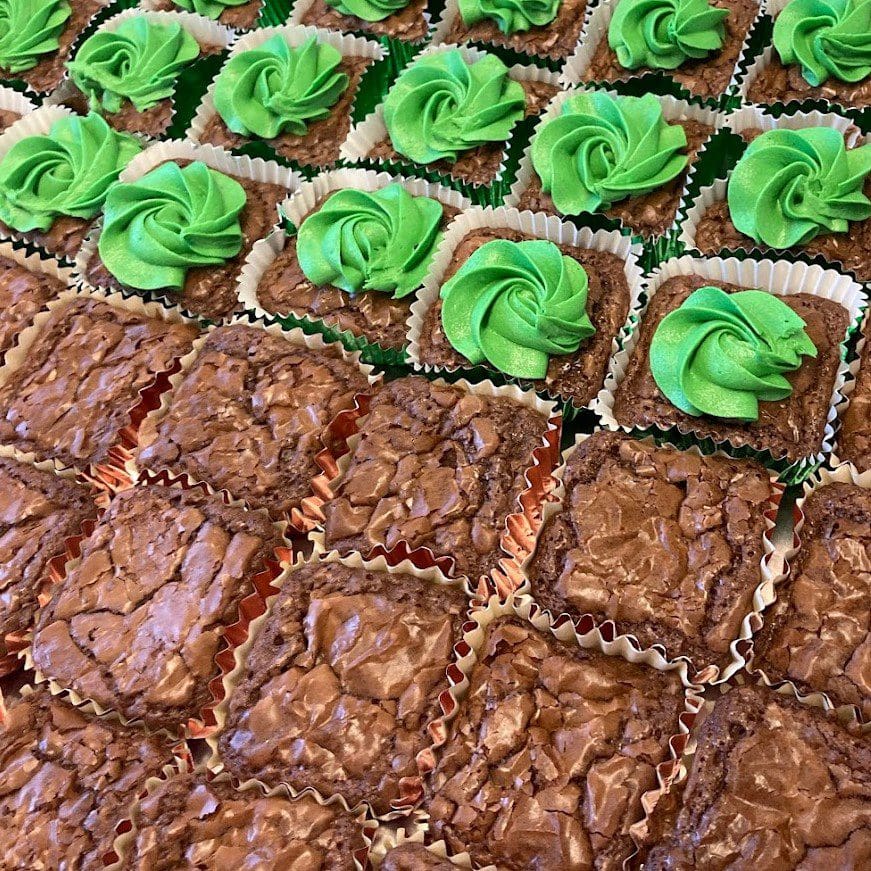 TAYLORMADE Cakes & Sweets TAYLORMADE Cakes & Sweets TAYLORMADE Cakes ...